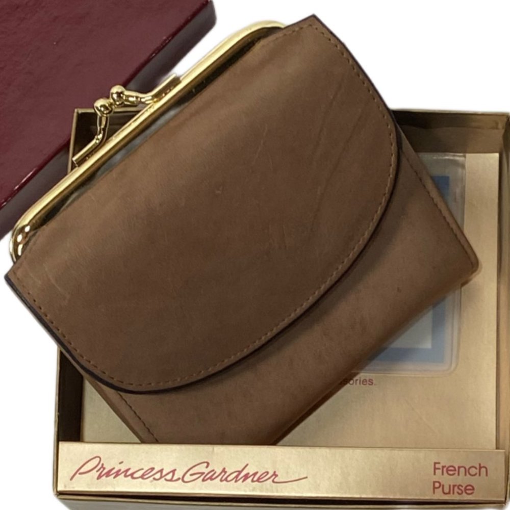 Vintage Circa 1970s, Princess Gardner, Tan, Brown Lea… - Gem